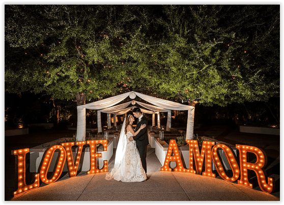 love sign wedding - Rent Letters